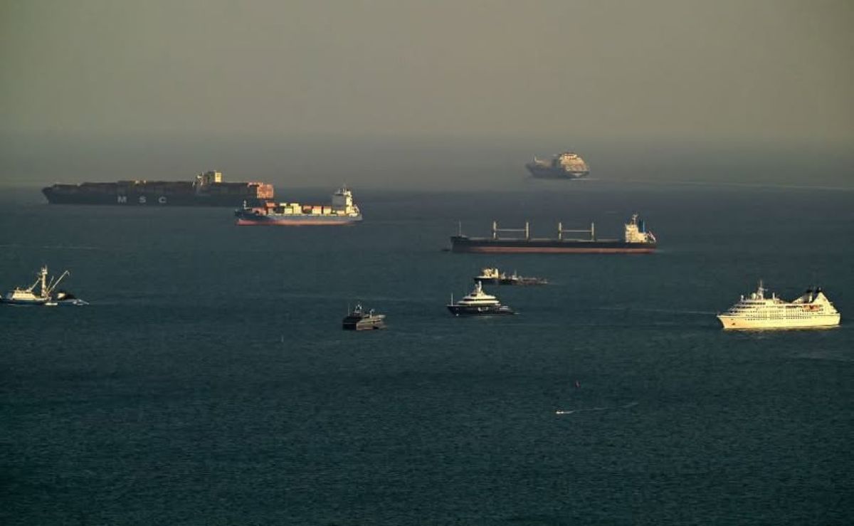 Hormuz: Key Maritime Route for Global Oil Trade - Latest Breaking News ...
