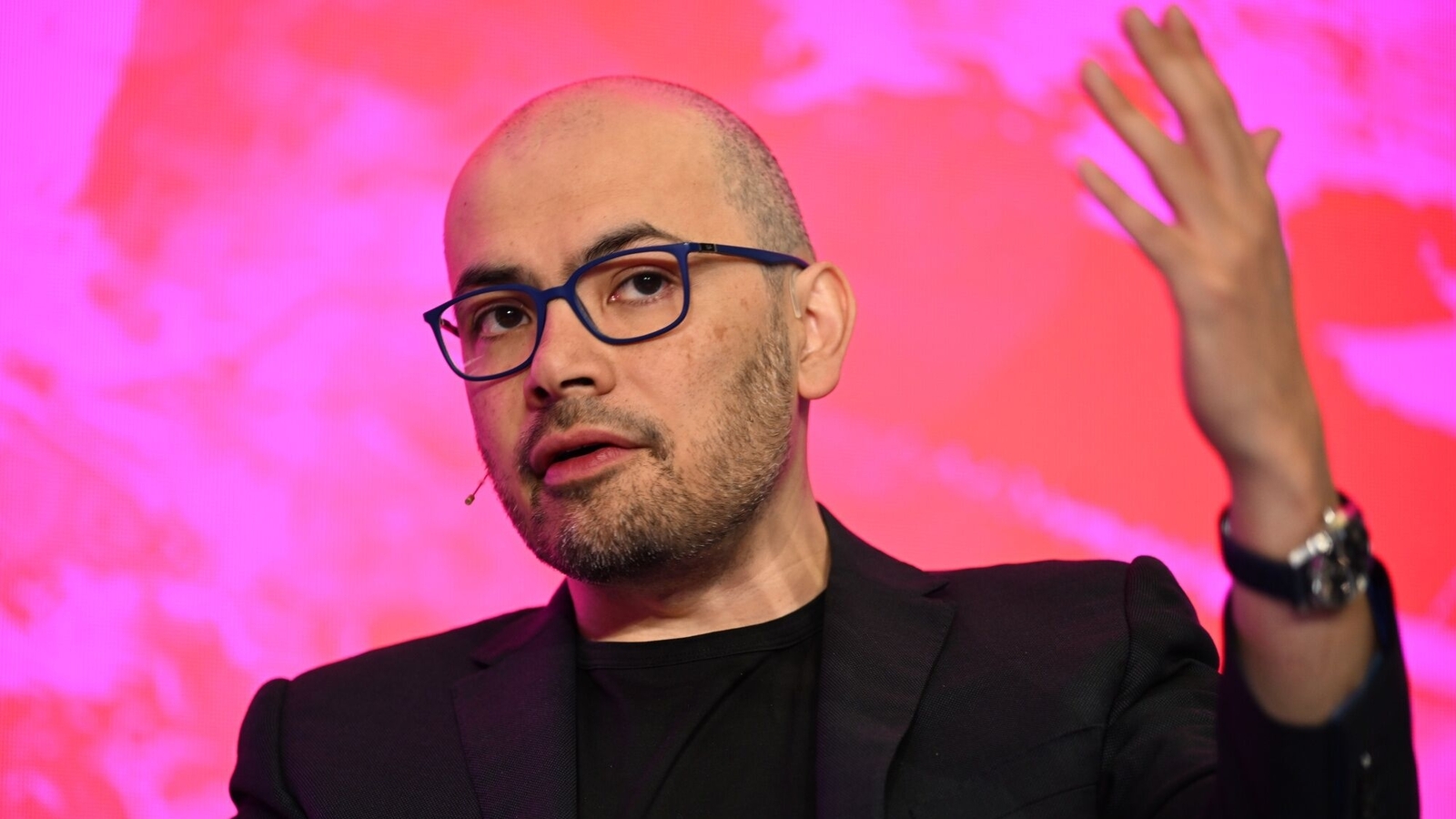 Google DeepMind CEO Says Global AI Cooperation ‘Difficult’ - Latest ...